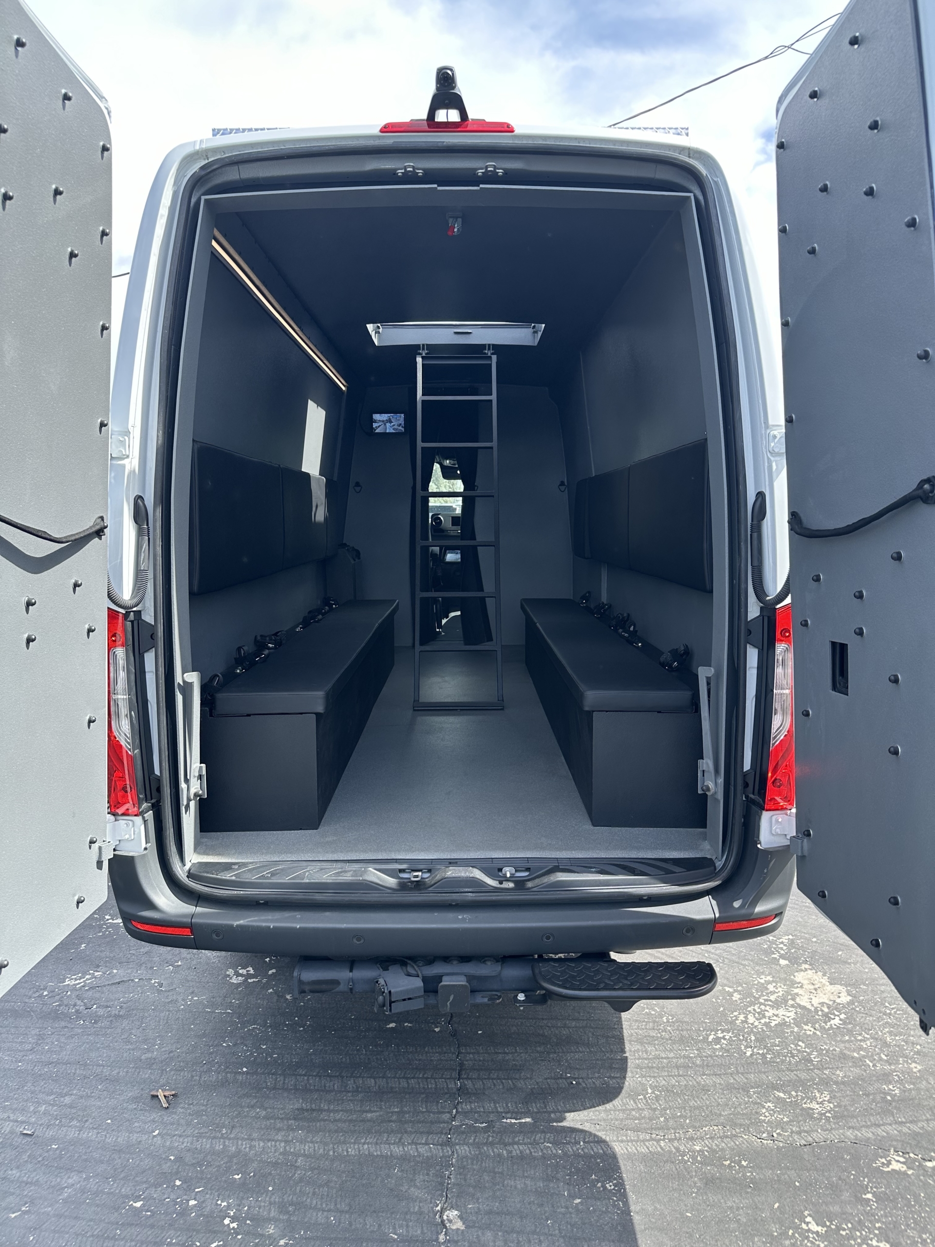 Low-Profile SWAT VAN - MB Sprinter - Miami Armored